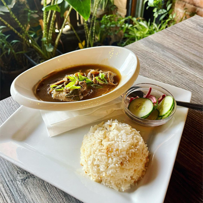 Hermie's - Filipino Canadian Restaurant