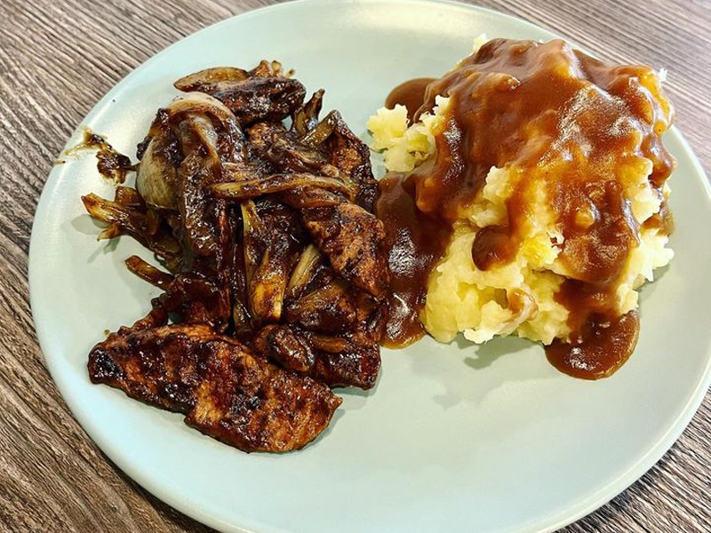 Hermie's - Filipino Canadian Restaurant