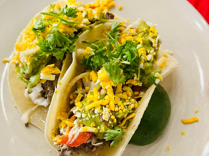 Hermie's - Filipino & Canadian Restaurant
